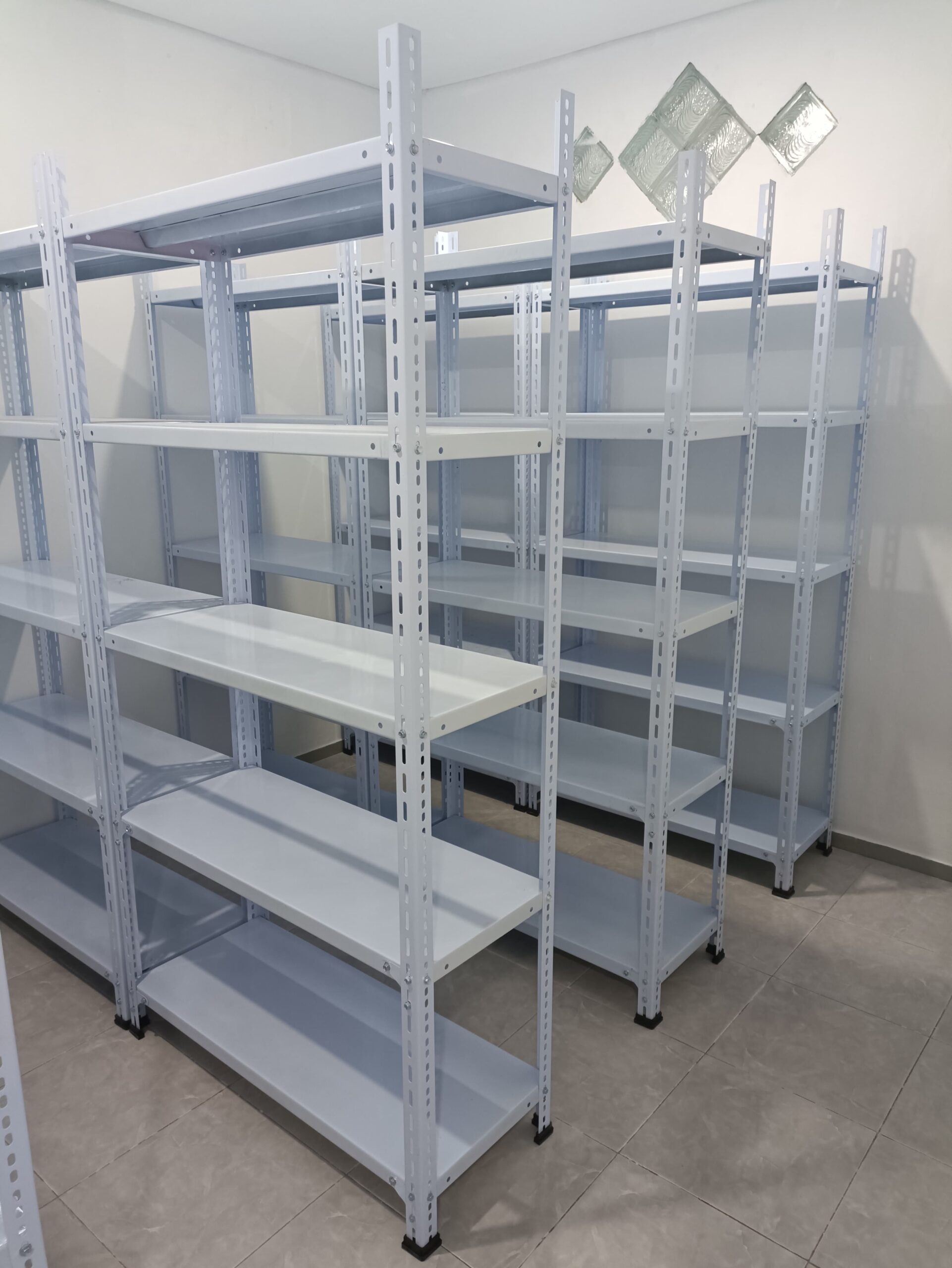 Rak Siku Besi Gudang | Toko Rak Minimarket Sumatera